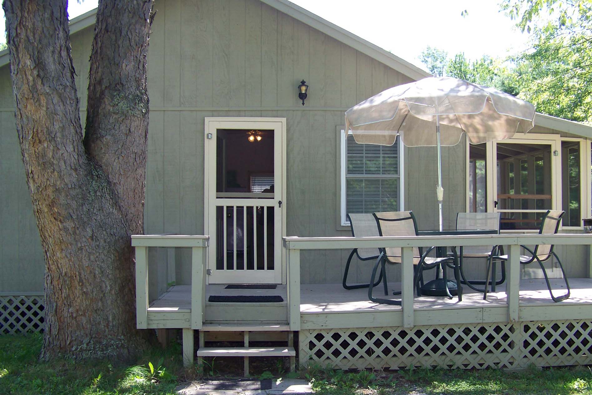 The Cottages – Hi-Da-Way Cottages